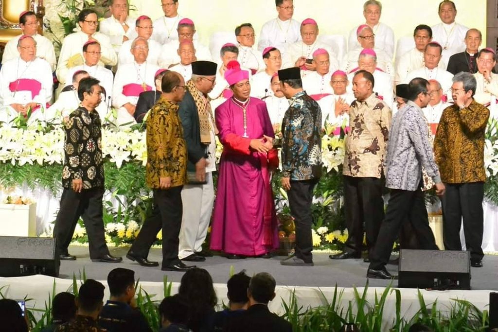 Uskup Baru Purwokerto, Mgr. Tri Harsono: Ahli Studi Islam dan Fasih ...