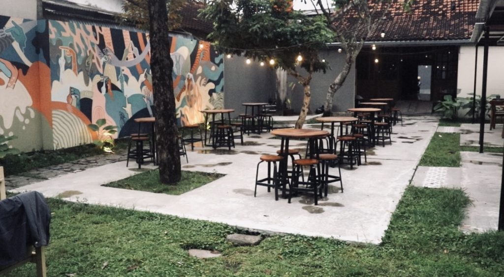 Berdayakan Teman Tuli, Sunyi Coffee Tawarkan Pengunjung Belajar Bahasa ...